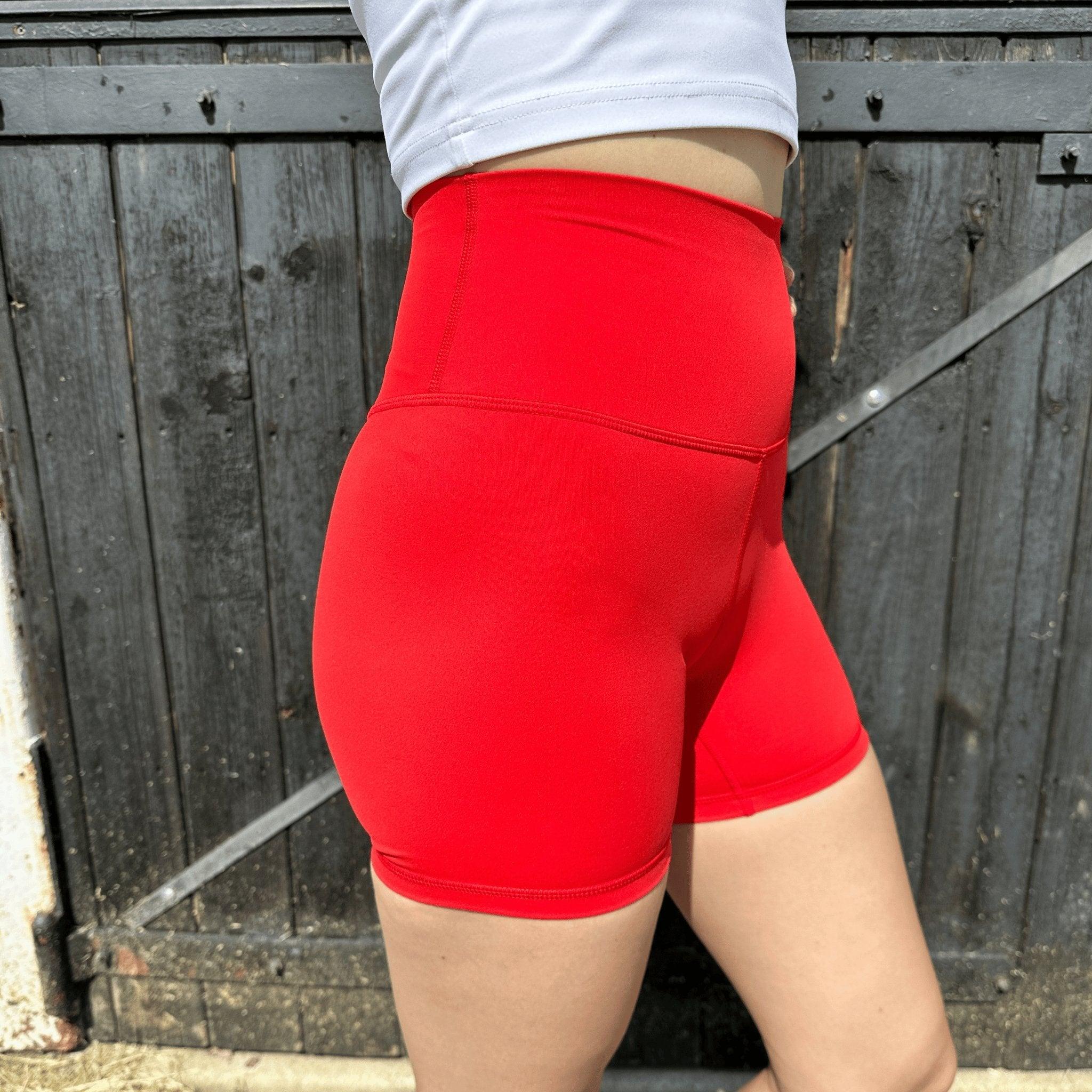 GO BEYOND Shorts (Scarlet) - SIRIUS FIT